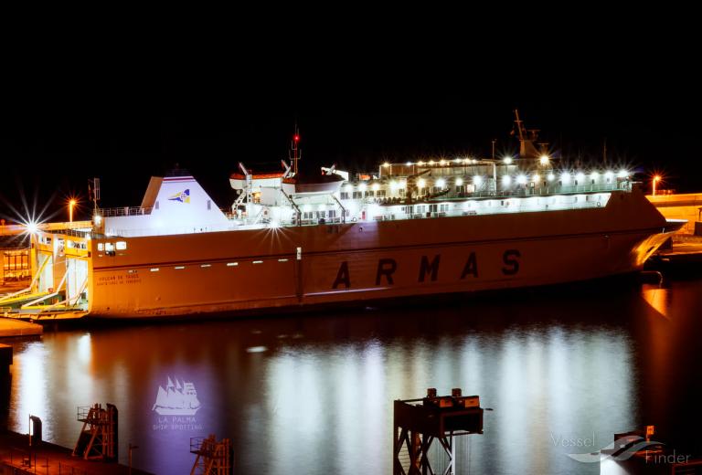 VOLCAN DE TAUCE, Passenger/Ro-Ro Cargo Ship - Détails du bateau et ...