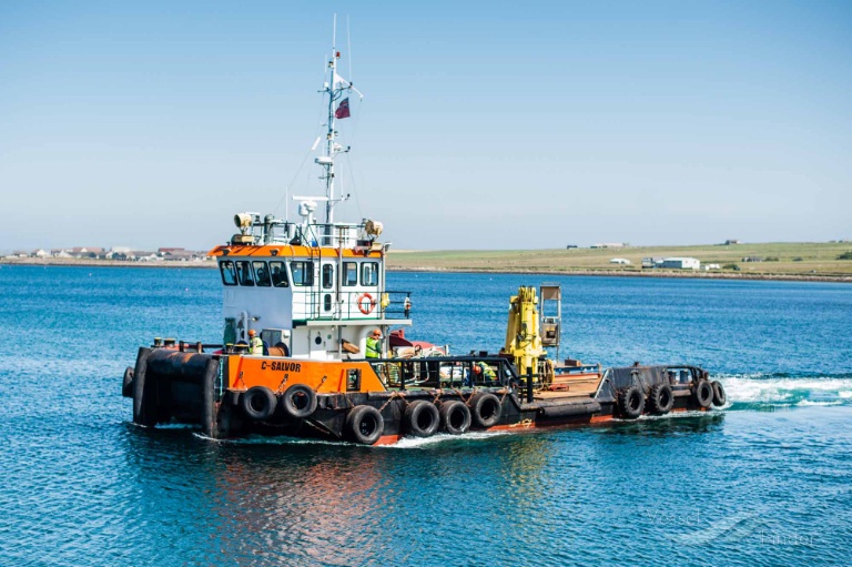 SALT POWER, Tug - Details and current position - IMO 9103752 - VesselFinder