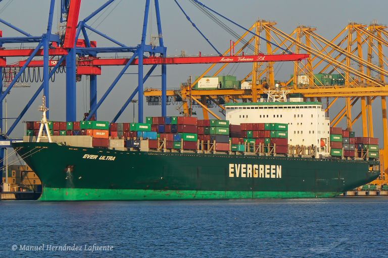 S ULTRA, Container Ship - Details and current position - IMO 9116577 ...
