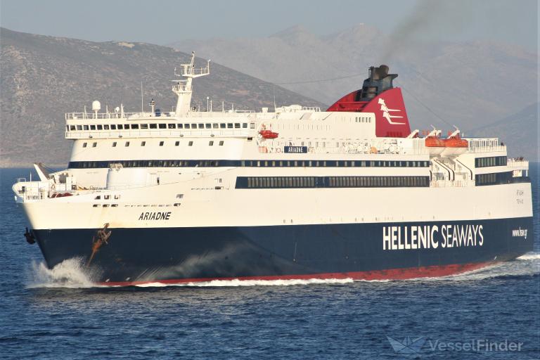 ARIADNE, Passenger/Ro-Ro Cargo Ship - Dettagli della nave e posizione ...