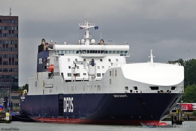 SUECIA SEAWAYS, Ro-Ro Cargo Ship - Details and current position - IMO ...