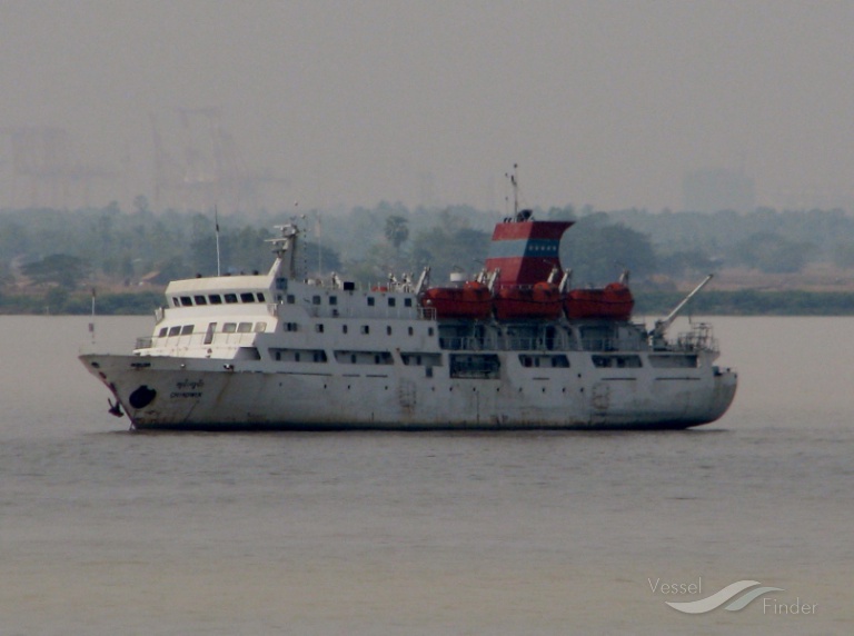 CHINDWIN, Hospital Vessel - Details and current position - IMO 9154775 ...
