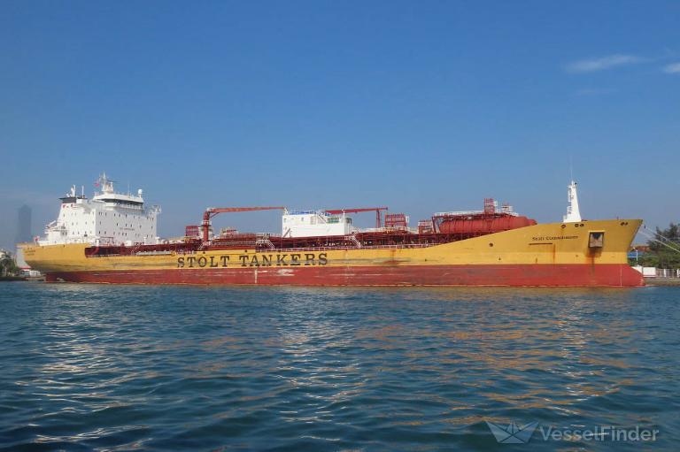 STOLT COMMITMENT, Chemical/Oil Products Tanker - Details and current ...