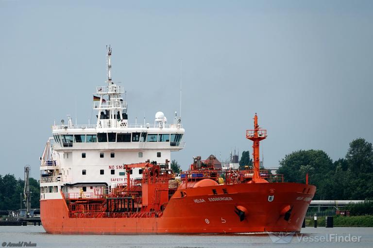 HELGA ESSBERGER, Chemical/Oil Products Tanker - Details and current ...