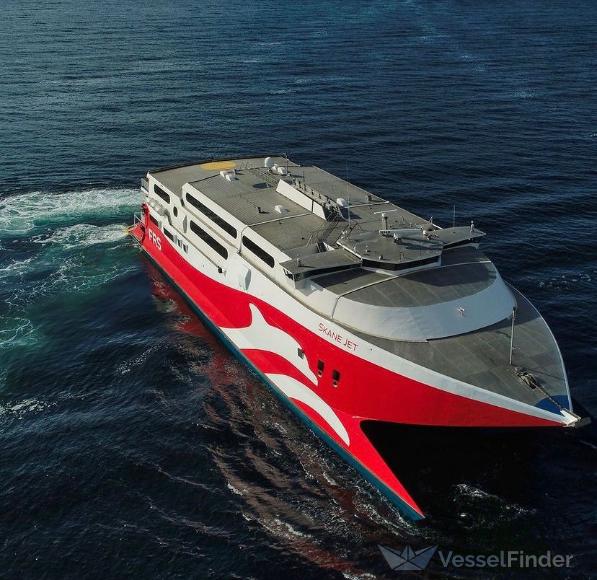 SKANE JET, Passenger/Ro-Ro Cargo Ship - Details and current position ...