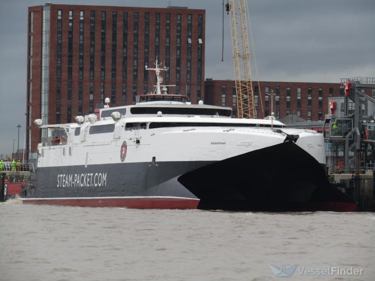 MANANNAN, Passenger/Ro-Ro Cargo Ship - Details and current position ...
