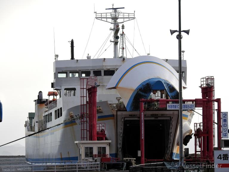 IONIAN EXPRESS, Passenger/Ro-Ro Cargo Ship - Details and current ...