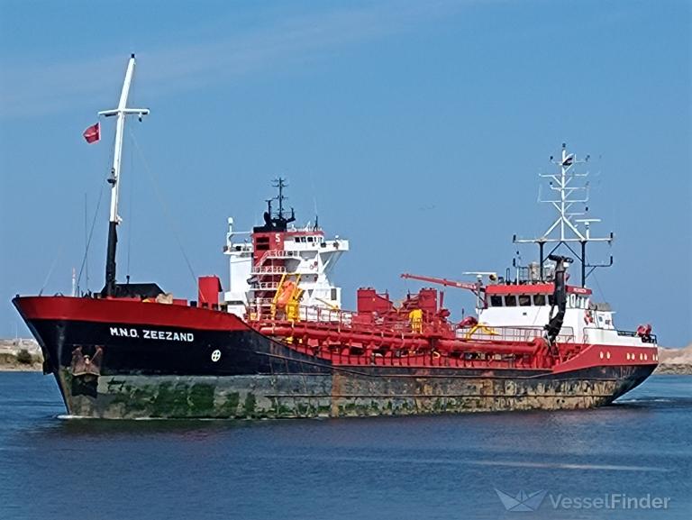 MNO ZEEZAND, Hopper Dredger - Details and current position - IMO ...