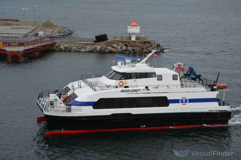 AURORA OF THE FJORDS, Passenger Ship - Details and current position ...