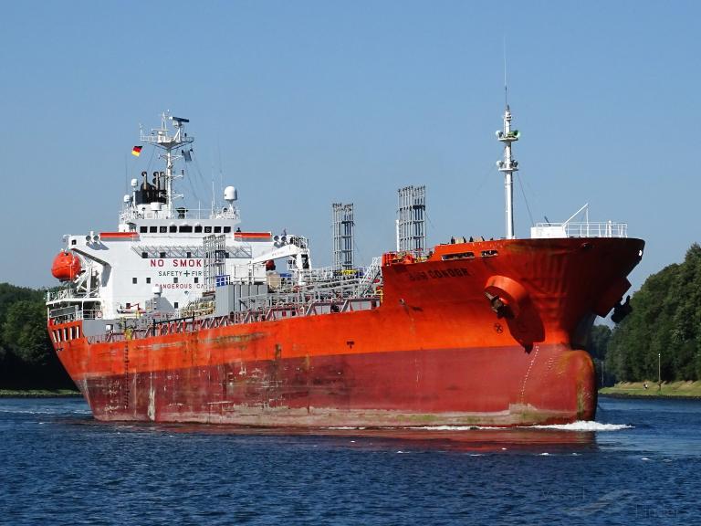 BOW CONDOR, Chemical/Oil Products Tanker - Details and current position - IMO 9214032 - VesselFinder