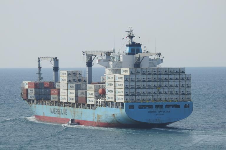 MAERSK NEWCASTLE, Container Ship - Details and current position - IMO ...