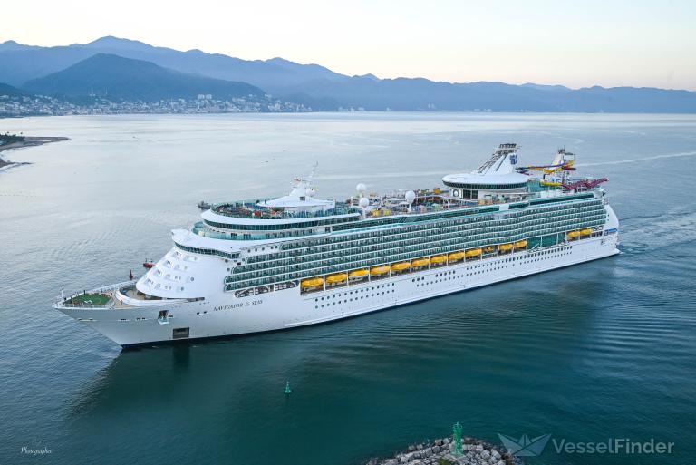 NAVIGATOR OF THE SEA, Passenger (Cruise) Ship - Details and current ...