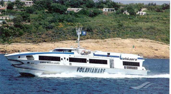 ANNA MARIA LAURO, Passenger Ship - Details and current position - IMO ...