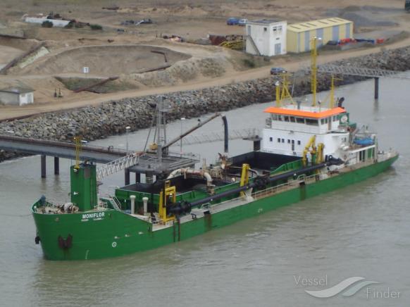 RIVERSIDE RESOLUTE, Hopper Dredger - Details and current position - IMO ...