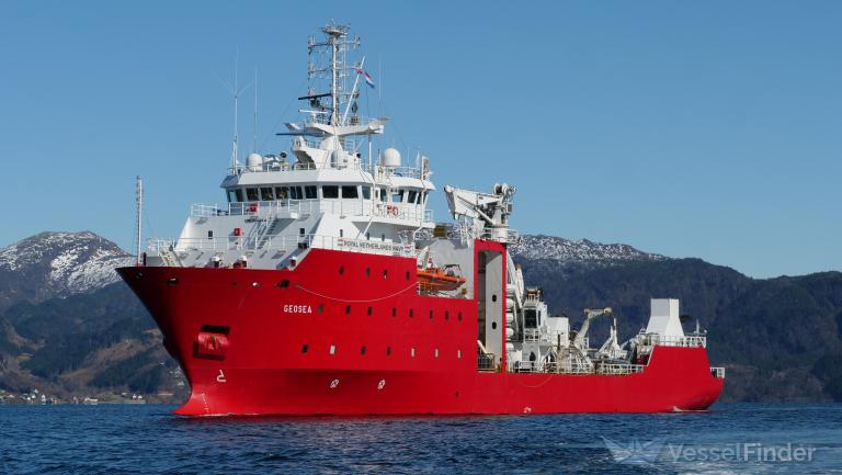 GEOSEA, Research Vessel - Details and current position - IMO 9242431 ...
