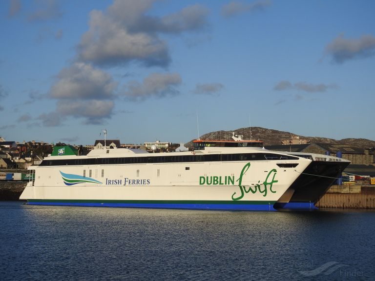 DUBLIN SWIFT, Passenger/Ro-Ro Cargo Ship - Detalles del buque y ...
