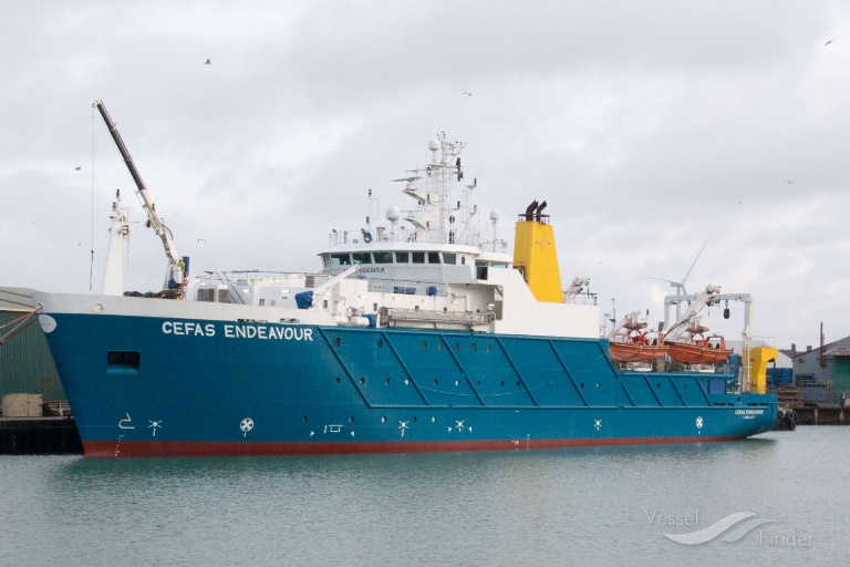 CEFAS ENDEAVOUR, Fishing Support Vessel - Details and current position ...