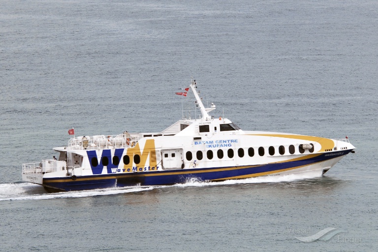 WAVEMASTER 5, Passenger Ship - Details and current position - IMO 9257888 - VesselFinder