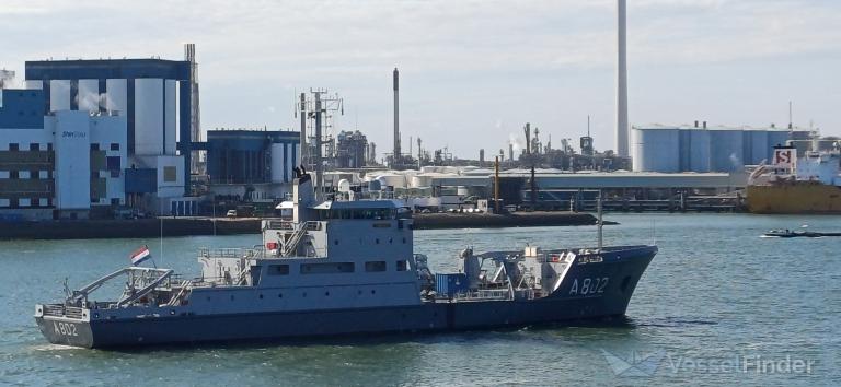 Ship photos - VesselFinder