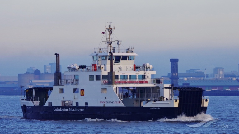 LOCH PORTAIN, Passenger/Ro-Ro Cargo Ship - Details and current position ...