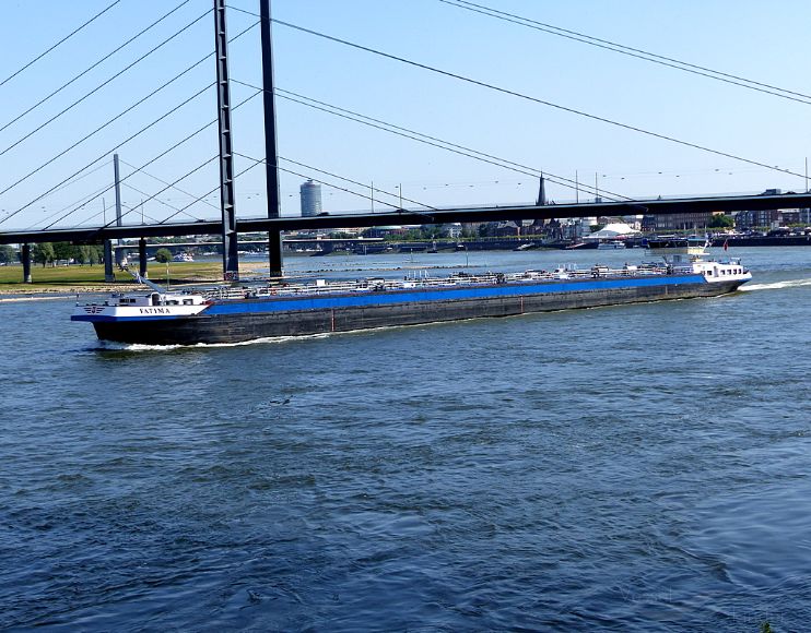 FATIMA, Inland Tanker - Details and current position - IMO 9280938 ...