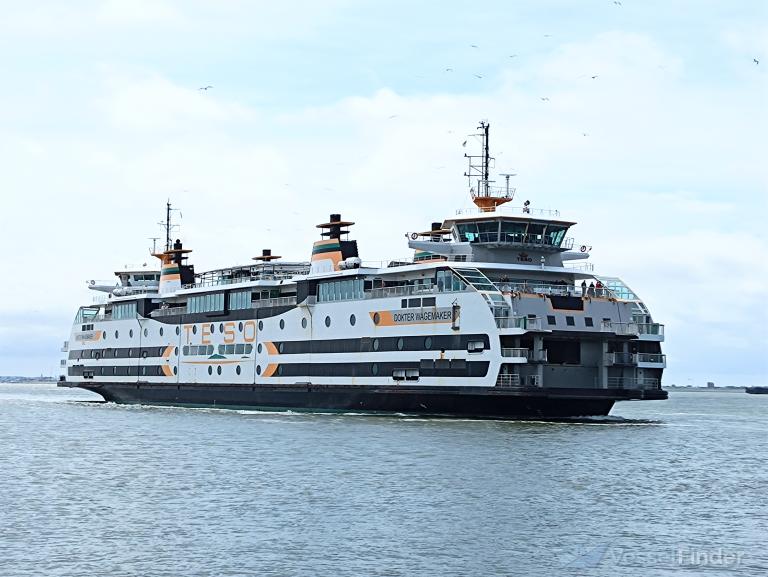 DOKTER WAGEMAKER, Passenger/Ro-Ro Cargo Ship - Schiffsdaten und ...