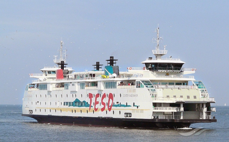 DOKTER WAGEMAKER, Passenger Ship - Детайли за кораба и текуща позиция ...