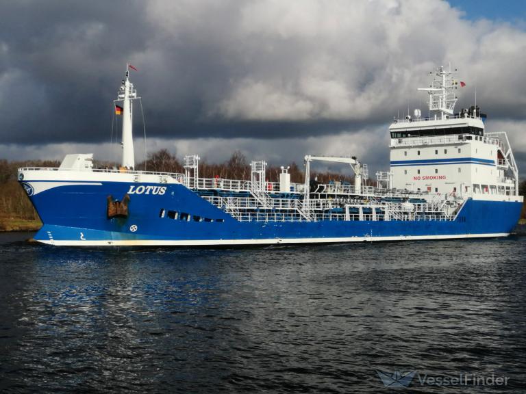 LOTUS, Chemical/Oil Products Tanker - Details and current position ...