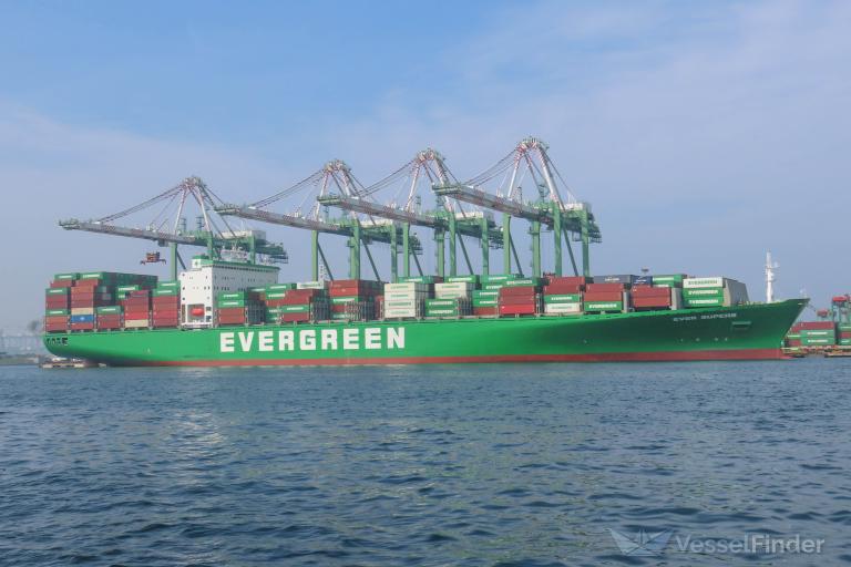 EVER SUPERB, Container Ship - Details and current position - IMO ...