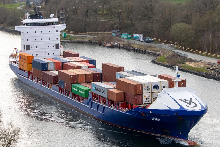 SPIRIT, Container Ship - Details and current position - IMO 9302255 ...