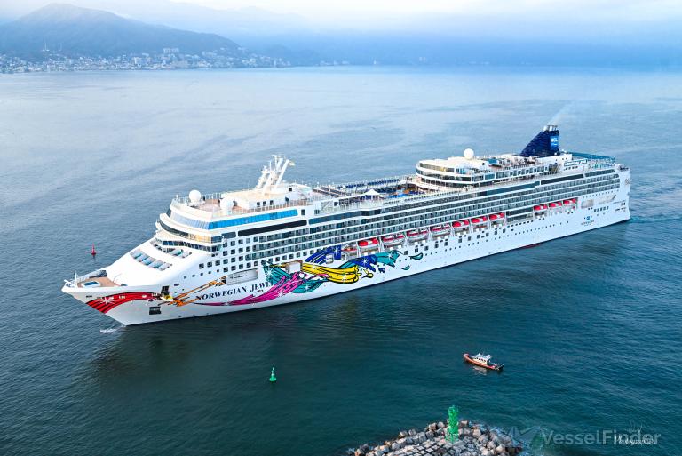 NORWEGIAN JEWEL, Passenger (Cruise) Ship - Details and current position ...