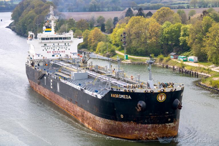 ANDROMEDA, Chemical/Oil Products Tanker - Details and current position ...