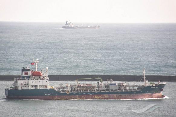 SPRING NOTE, Chemical/Oil Products Tanker - Details and current ...