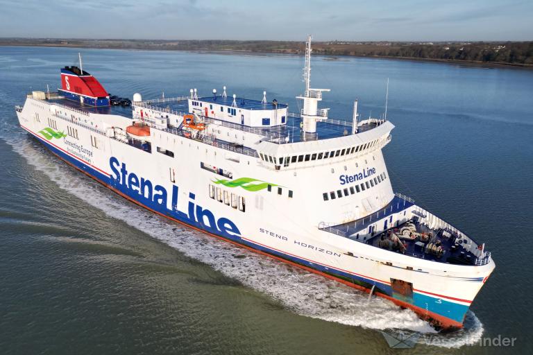 STENA HORIZON, Passenger/Ro-Ro Cargo Ship - Details and current ...
