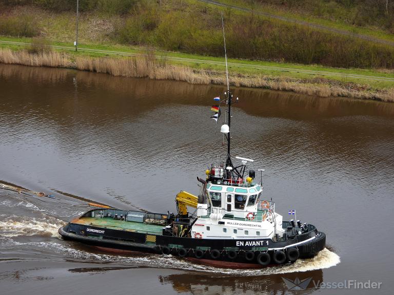 EN AVANT 1, Tug - Details and current position - IMO 9342102 - VesselFinder