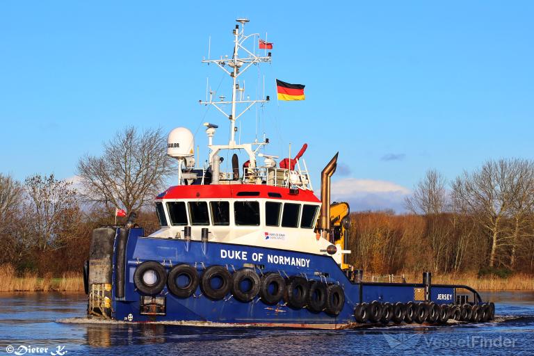 DUKE OF NORMANDY, Tug - Details and current position - IMO 9348429 ...