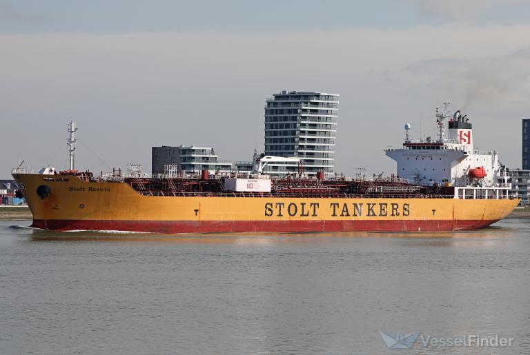 STOLT BASUTO, Chemical/Oil Products Tanker - Details and current position - IMO 9351543 ...