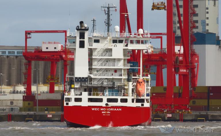 Schiffsfotos - VesselFinder