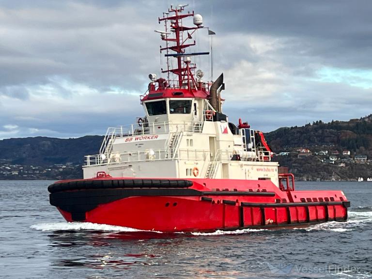 BB WORKER, Tug - Schiffsdaten und aktuelle Position - IMO 9360051 - VesselFinder