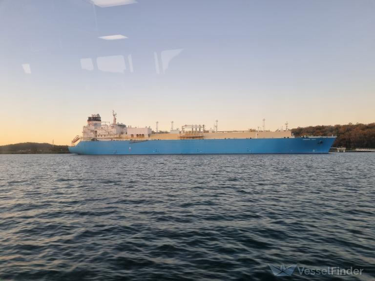TANGGUH SAGO, LNG Tanker - Details and current position - IMO 9361990 ...