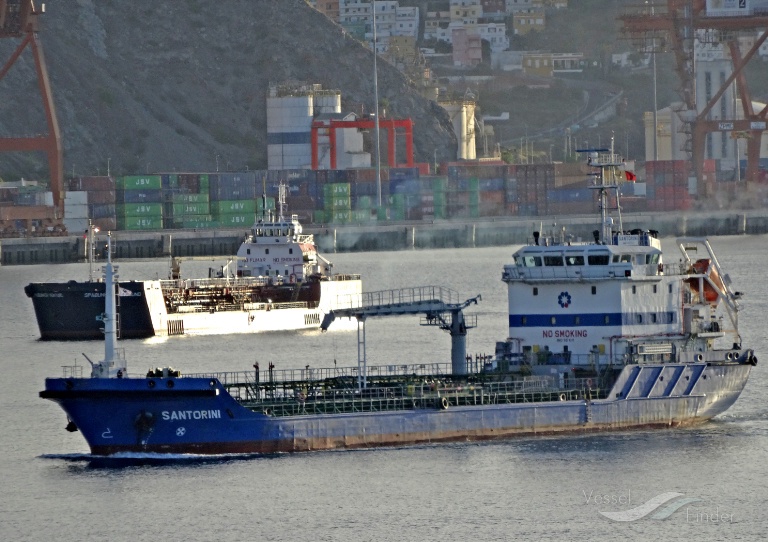 SANTORINI, Oil Products Tanker - Details and current position - IMO ...