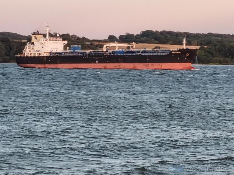 RED OPAL, Chemical/Oil Products Tanker - Details and current position ...