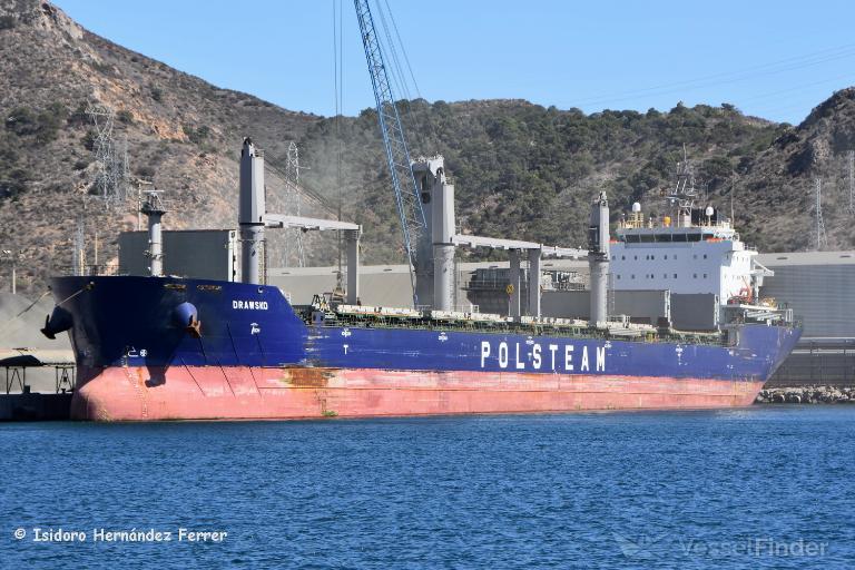 Ship Photos - VesselFinder