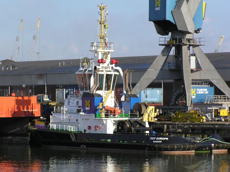 SL EUROPE, Tug - Details and current position - IMO 9396220 - VesselFinder