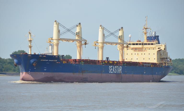 Free AIS Ship Tracking of Marine Traffic - VesselFinder