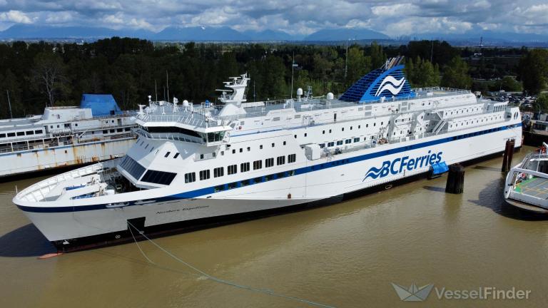 NORTHERN EXPEDITION, Passenger/Ro-Ro Cargo Ship - Details and current ...