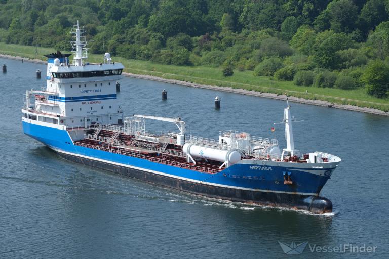NEPTUNUS, Chemical/Oil Products Tanker - Details and current position ...