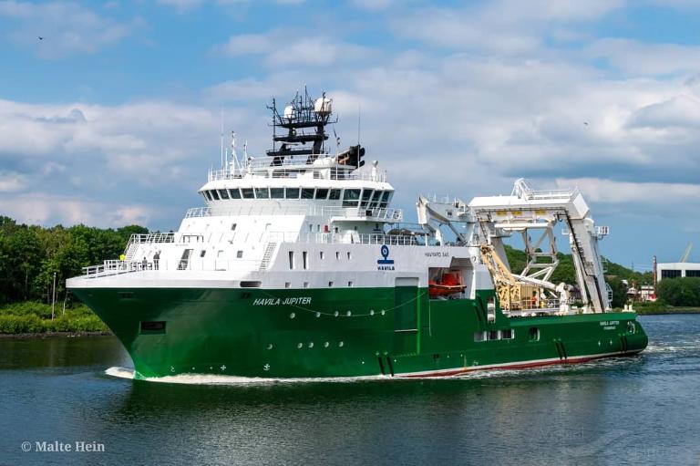 Free AIS Ship Tracking of Marine Traffic - VesselFinder