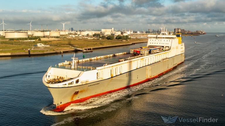 Vesselfinder Ais LADY MONIQUE, General Cargo Ship Details And