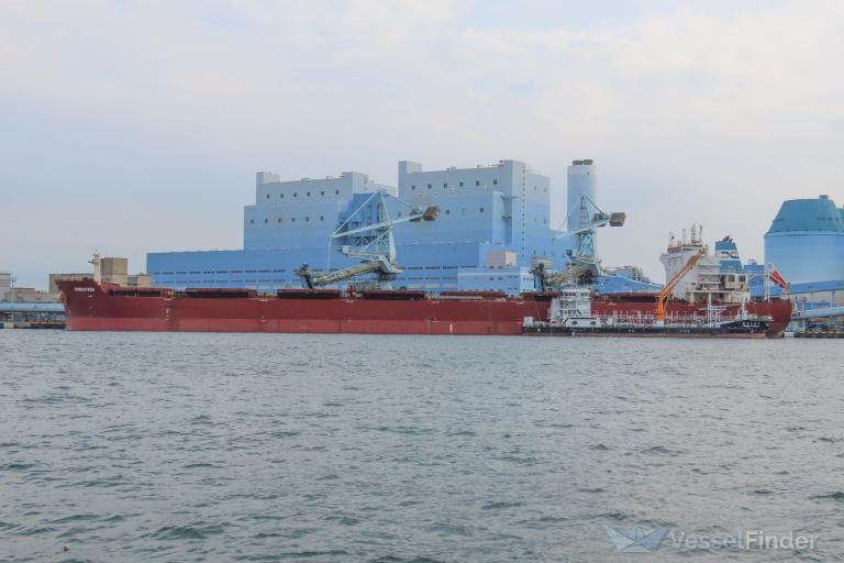Ship photos - VesselFinder